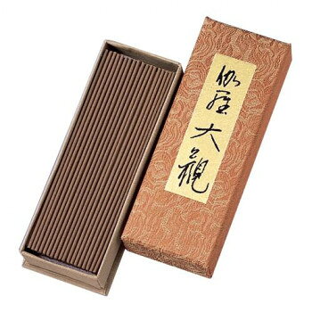 穏やかに漂う幽玄の香り上質で辛み・深みのある沈香・伽羅をたっぷり用い、白檀・生薬系香料がさらにその魅力を高めます。穏やかにお部屋に香りが漂います。サイズ高さ156×幅58×奥行32mm、お香サイズ:約138mm個装サイズ：15.5×5.9×...