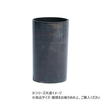 おすすめ重圧感と高級感のある、アルミニウム花器です。※お客様ご自身で底上げした器に、植木鉢を入れることができます。ご注意点※水をお使いの場合はセロハン等をお使いください。※水を入れると化学反応がおこり、商品に穴が開きます。サイズΦ12×H2...