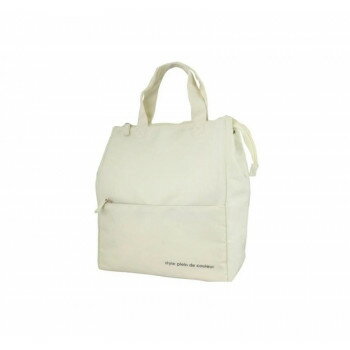 おすすめ通勤や通学時、かさ張るお弁当を持ち歩くのに便利なランチバッグ。メンズもレディースも使えるシンプルなデザインので、スーツやオフィスカジュアルにも違和感なく馴染みます。お弁当バッグに見えない見た目ですが、保冷機能付きで、暑い夏も安心。縦...