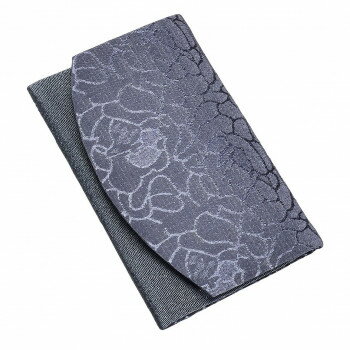 ローズジャガードの念珠入れバラの模様が美しい、ジャガードでできた念珠入れです。サイズ150×95×8mm個装サイズ：30.0×20.0×15.0cm重量28g個装重量：650g素材・材質表地:ポリエステル裏地:レーヨン生産国日本fk094i...