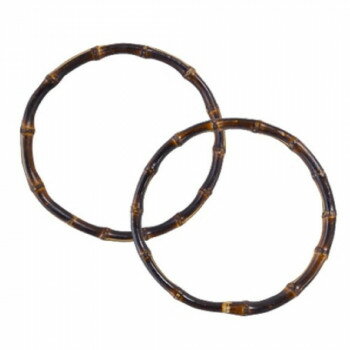 季節問わず一年中使えるバンブー持ち手生地やデザインによって様々な表情のバッグが作れます。軽量で丈夫、耐久性も抜群です。ニスが薄いので素材の風合いが感じられます。※竹の持ち手は天然素材のため、サイズや色、形にばらつきがあります。(※天然素材の...