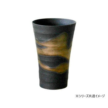 おすすめきめ細やかな黒土に金銀の釉薬が映える。手仕事ならではの薄造りで、持ちやすさは抜群です。サイズφ75×110mm個装サイズ：12.0×8.5×8.5cm重量120g個装重量：200g素材・材質陶器仕様食洗機、電子レンジ:使用可(温め直...