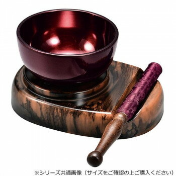 りん、りん台、りん棒のセット3つのポリウレタン製クッションでりんを支えます。サイズ奥行133×幅107×高さ60mm個装サイズ：30.0×20.0×15.0cm重量165g個装重量：650g素材・材質りん:シルジン青銅・銅・亜鉛、表面加工/...