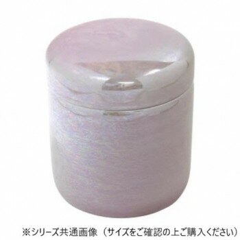 パール加工で華やかな骨壺パール加工をほどこし、見た目も華やかになりました。凹凸がついたはめ込み式の陶器製骨壺。1ケ入の外箱付きです。サイズ6寸:W18×H21.5×D18cm個装サイズ：20×20×24cm重量個装重量：1000g素材・材質...