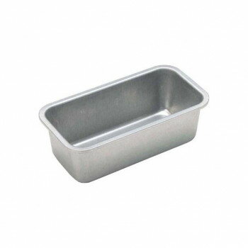 おすすめ熱伝導率がよく、耐久性に優れています。ドライフルーツを入れたり、バターでシンプルに焼き上げるパウンドケーキや野菜やウインナーなどを入れて焼きあげるケークサレ。具材次第でメインにもおやつも作れるパウンド型は永く使える焼型です。※初めて...