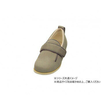 足入れスムーズ甲を深くサポートし、安心をサポートします。甲がより大きく開くことで、足入れがスムーズとなっております。サイズ22.0〜22.5cm、ワイズ:5E個装サイズ：28.4×18.7×10.9cm重量個装重量：513g素材・材質表:ポ...