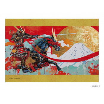 勇ましく駆ける武将を描いたイラスト忍者や侍と合わせて、刀や甲冑は海外でも人気の高い日本文化です。このイラストは、鎧に身を包んだ侍に金色の日の丸と朱色の背景が相まって華やかに描かれた一枚です。サイズ個装サイズ：12.0×20.0×6.8cm重...