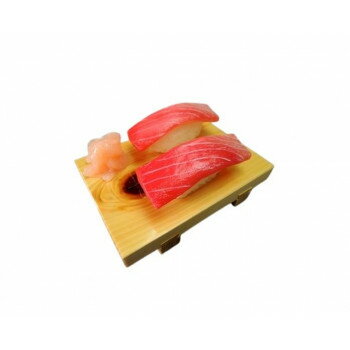 日本職人が作ったリアルな食品サンプルスマホスタンド!寿司下駄に乗った中トロがスマホスタンドに☆ちゃんとガリもついています。見ているだけでお腹が空いてしまうほどのクオリティ!食品サンプル好きにはたまらない商品です。動画視聴や画像の閲覧にとって...