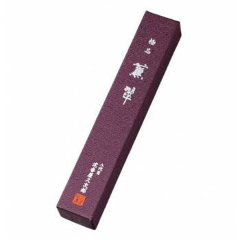 沈香と生薬の香りのお線香奥野晴明堂八代目当主にして香りを極めた現代の匠・沈香屋久次郎が、ニ八○年の歴史と積年の思いを胸に精魂を込めて調合し、いま新たに世に問う「極品 薫翠」。沈香と生薬が香るお線香です。サイズ線香長さ:約24cm個装サイズ：...