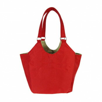 おすすめメイン層は安心のファスナー開閉。前後は出し入れの多い小物類の収納に最適なマグネットホック付ポケット。背面・フロント面にはファスナーポケット付。マチ幅がしっかりあるので、小ぶりでも普段の持ち歩きの必需品は十分収納OK。サイズ約タテ24...