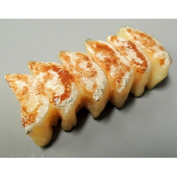 職人が作る、食品サンプルマグネット!ひとつひとつ職人が手づくりで仕上げたリアルな食品サンプルです。マグネット付きなので、冷蔵庫やホワイトボード等に貼り付けられます。※職人手作りのため商品画像と若干異なる場合がございます。サイズ約60×27×...