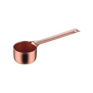 コーヒー用のメジャーカップです。コーヒーの粉を量るのに便利な商品です。サイズ145mm個装サイズ：14.7×4.5×3.4cm重量個装重量：59g素材・材質18-8ステンレス(銅メッキ)、ウレタン塗装仕様食洗機不可生産国日本コーヒー用のメジ...