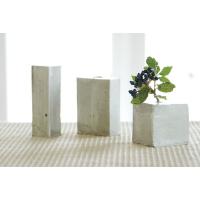 組み合わせて展示するとおしゃれな花入れ。可愛らしくて、愛らしい信楽焼の花入です。部屋に置くだけで、空間をおしゃれに演出します。サイズ2.5×2.5×9cm個装サイズ：5×5×10cm重量200g個装重量：300g素材・材質陶器(信楽焼)製造...