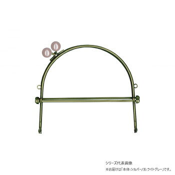 淡いパール玉がついたミニベンリー口金ベンリー棒を通して簡単に取り付けできます。がまぐちを初めて作る方にも分かりやすい作り方と型紙のセットです。イラストつきの作り方レシピなので安心です。※パールの光沢は摩擦により色落ちすることがあります。サイ...