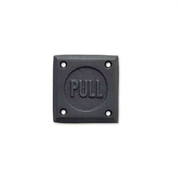 おすすめマットブラックのPULL。ハンドル部分にちょっとしたアクセント。【取扱上の注意】※防水、防滴処理は施されておりません※素材の特性上、直射日光や高温多湿、水濡れにより、変色や腐食、サビが発生します。※手作業での塗装の為、色付きにばらつ...