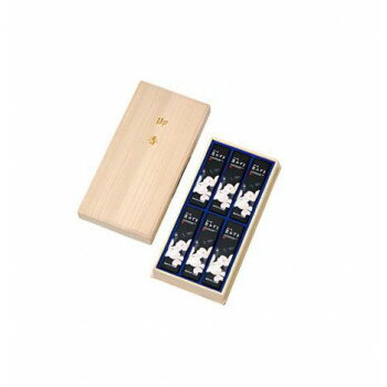 桐箱のご進物用お線香奥野晴明堂「花の旅」シリーズ。華やかで優しい香りのお線香です。微煙香タイプです。　サイズ線香長さ:約14cm個装サイズ：35×16×5cm重量個装重量：690g仕様燃焼時間:約30分生産国日本fk094igrjs