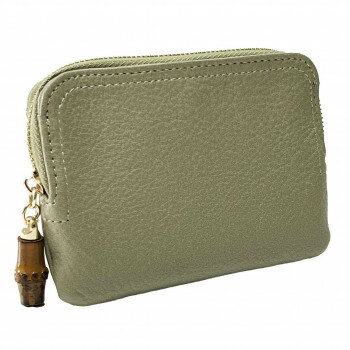 大容量の新しい形のフラグメントウォレット大容量の新しい形のフラグメントウォレット。毎日使うお財布だから使い勝手が良いお洒落なものを。買い物・プライベート・仕事など様々な場面で大活躍します。小物でグッと女子度UP。見た目以上の収納力。薄さ・大...