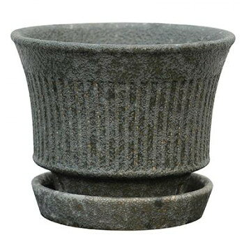 陶器鉢ならでは陶器鉢ならではの趣きを維持しつつ、排水性を高めたデザインです。皿付きなので別途買う必要がありません。※釉薬陶器の性質上、サイズ・色が多少異なる場合がございます。釉薬のむら、底穴周辺の焼きひび等がある場合がございます。あらかじめ...