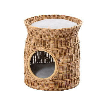 ラタンを使用した自然の風合いを味わえるペットハウス。ラタン製なので通気性が良く、また軽くて持ち運びが楽々。ナチュラルテイストの優しさと温かみ溢れる風合い。ひとつひとつ丁寧に手編みによってつくられています。※商品は完成品です。※自然な風合いや...