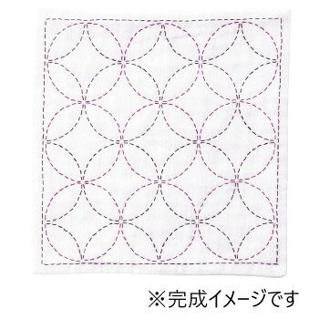 刺し子で作るハンカチ!自分で作るので愛着がわくこと間違いなし!ハンカチは3重ガーゼを使用しています。図案は布にプリント済。サイズ出来上がり寸法:約縦20cm×横20cm個装サイズ：30×20×9cm重量個装重量：38g仕様初級〜中級セット内...