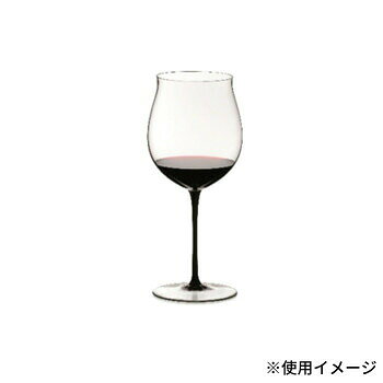 部分的に黒を配したクラシックでエレガントなシリーズ。2008年に発表された(ソムリエブラック・タイ)は、リーデル高級シリーズ(ソムリエ)の起源となった「ブルゴーニュ・グラン・クリュ」グラス誕生50周年を記念して創られたシリーズです。オリジナ...