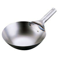 腕や手首などへの負担が大幅に軽減!純チタン素材はステンレスより強度があり、鉄よりも半分強の質量です。昇温速度が速く、シャキッと手早く調理でき、素材のうま味を外に逃がしません!サイズφ390×深さ118mm、板厚1.5mm個装サイズ：15×4...