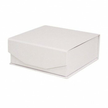 レザー調で高級感のある素材マグネットが付いているので蓋を本体にくっつけることができます。透明内蓋付なので、蓋に直接アレンジなどが触れるのを防ぎます。サイズ品寸:W15×H6cm、内寸:W14×H5cm個装サイズ：15.0×15.0×6.0c...