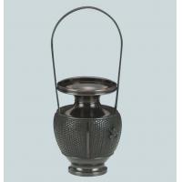 「天龍」作の網代花器です。どこか昔懐かしい、ノスタルジックな雰囲気を感じさせる花器です。サイズ高33.5×幅14.7×奥行14.7cm個装サイズ：17×17×35.5cm素材・材質青銅製造国日本「天龍」作の網代花器です。 どこか昔懐かしい、...