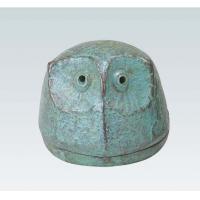 福を呼ぶ「ふくろう」香炉です。福籠=不苦労から幸せが漂ってきます。サイズ高5.8×幅7.3×奥行7.3cm個装サイズ：9×9×8cm素材・材質青銅製造国日本福を呼ぶ「ふくろう」香炉です。 福籠=不苦労から幸せが漂ってきます。