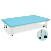 パフォーマンスの高さが可能性を広げる!多目的訓練台に最適な耐久性に優れた硬質ウレタンフォームを採用しました。直径6cmキャスター、レベルアジャスター付きです。サイズ幅120×長さ200×高さ45cm、クッション厚:4cm重量約64kg素材・...