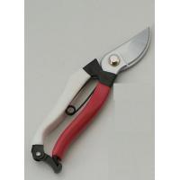 伝統の清元シリーズ!国産刃物鋼を使用したスタンダードタイプのハサミです!サイズ全長200mm、刃渡り60mm個装サイズ：20×6×5cm重量225g個装重量：225g素材・材質刃部:神鋼K-70材製造国日本伝統の清元シリーズ! 国産刃物鋼を...