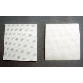 シートを敷くだけで、解凍時の余分な水分を吸収！！冷凍小分け時に食材の下に敷いて置くだけで、お肉から出る血液や解凍時の余分な水分を吸収します。逆流防止透水フィルムと高吸収不織布の2層シートなので、吸った水分が食品に戻りません。また、お弁当のお...