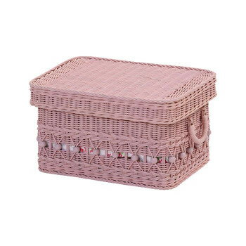 フタ付きでスタッキングできる可愛いラタン製バスケット。ロマンティックなお部屋はもちろん、ガーリー系、カントリーやナチュラルなど、様々なシーンに合わせやすいデザイン。全面に天然素材の籐(ラタン)を手作りで編みこんだ贅沢なつくり。リボンをモチー...