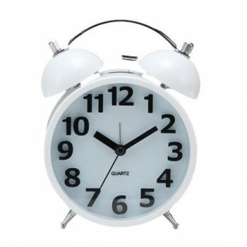 文字盤が見やすいアラームクロックスイープ秒針で流れるように静かに時を刻みます。寝る時にも邪魔にならない目覚まし時計です。アラームは大音量のベルで目覚めをサポートします。文字も大きく、暗闇でも安心なライト機能付です。サイズ約11.5×5×15...
