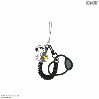 マルチに使えるキーホルダーとしてはもちろん、スマホ保持サポートに役立ったりとマルチに使えます。コイル部分を手首に通してブレスレットのようにスマホ保持のサポートとして使用したり、先端のカラビナを外してカバン等に繋げることも可能です。シリコーン...