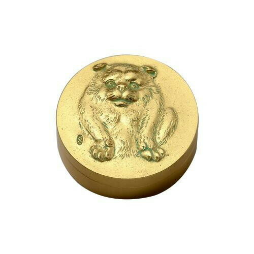 和風なデザインの肉池です。重厚感と存在感のある銅製の肉池です。贈答用記念品としてもおすすめです。サイズ個装サイズ：10×10×5cm重量個装重量：500g仕様朱肉付き生産国日本和風なデザインの肉池です。重厚感と存在感のある銅製の肉池です。贈...