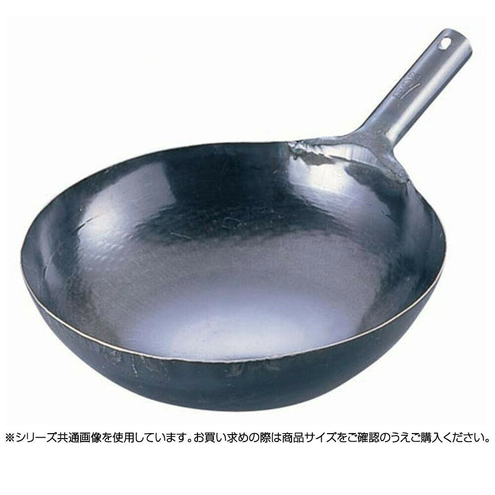 幅広くお使いいただけます!使えば使うほど、油馴染みがよく、使いやすくなる片手中華鍋です。サイズ内径30cm×深さ90mm個装サイズ：32.0×47.0×12.0cm重量980g個装重量：1300g仕様板厚:1.2mmガス火専用生産国日本幅広...