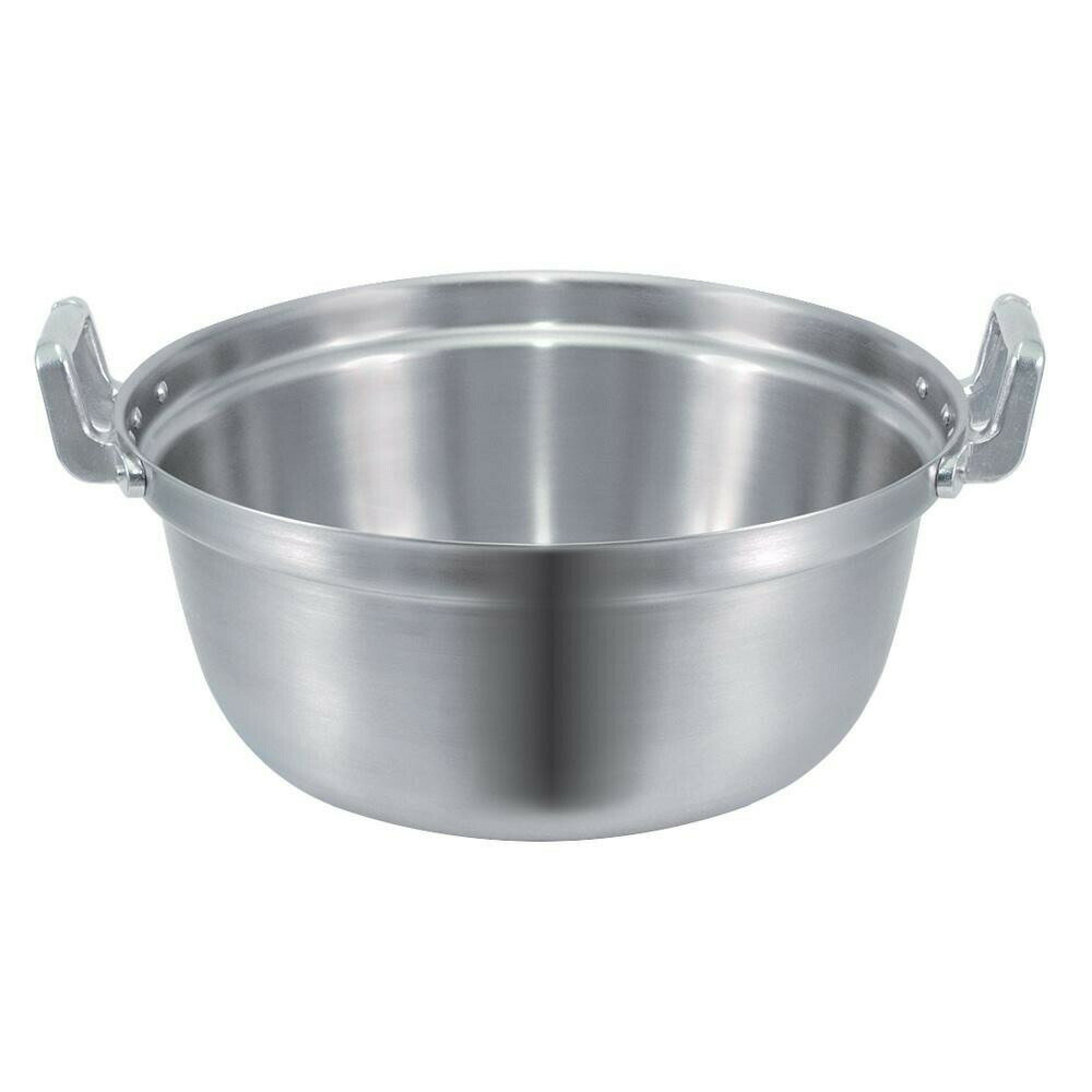 IH対応の料理鍋!熱を平均に伝える極厚底のボディーは、電磁調理器に最適。もちろん全ての熱源に対応します。サイズ外径:313mm、底径:205mm、内寸:φ300mm、深さ:135mm個装サイズ：18×35.4×31.5cm重量1.9kg個装...