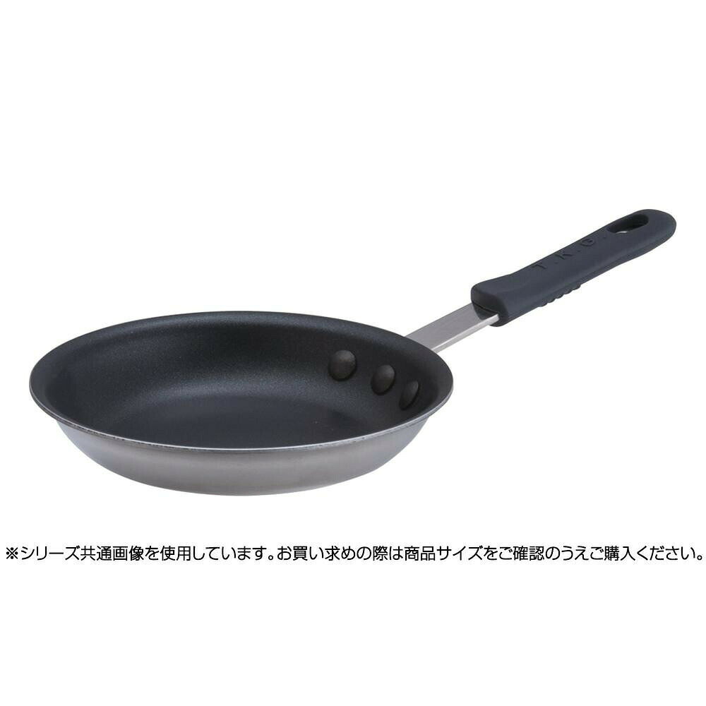 ムラなく均一に加熱します。ハードコーティング加工のフライパンです。サイズ内径173×深さ35mm個装サイズ：21.0×36.0×7.0cm重量0.38kg個装重量：700g仕様IH対応外径:19cm板厚:3.0mm生産国中国ムラなく均一に加...