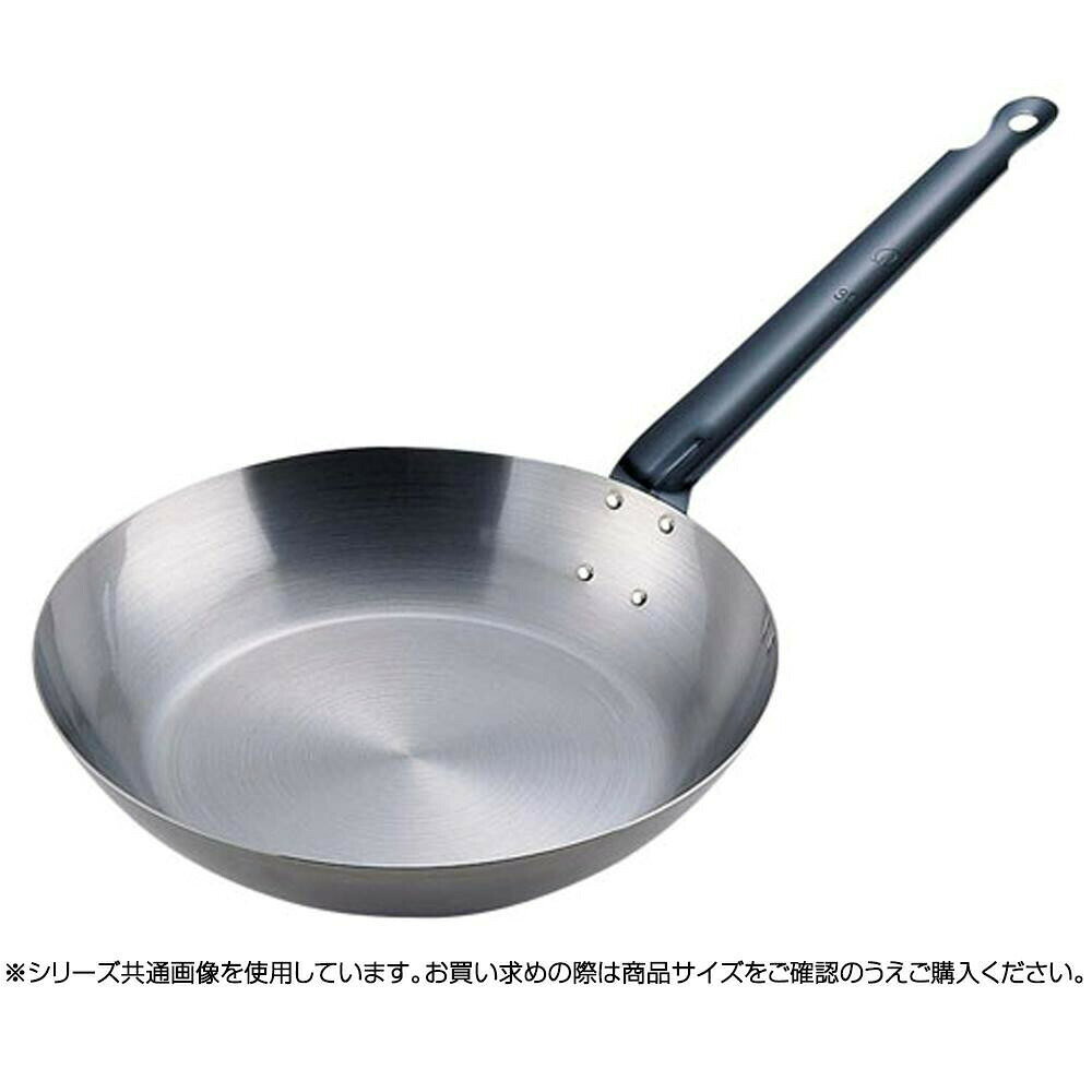IH対応フライパン。IH対応のシンプルなフライパンです。サイズ内径162×深さ40mm、底径110mm個装サイズ：18.0×33.0×7.0cm重量0.41kg個装重量：750g仕様IH対応板厚:1.6mm生産国日本IH対応フライパン。IH...