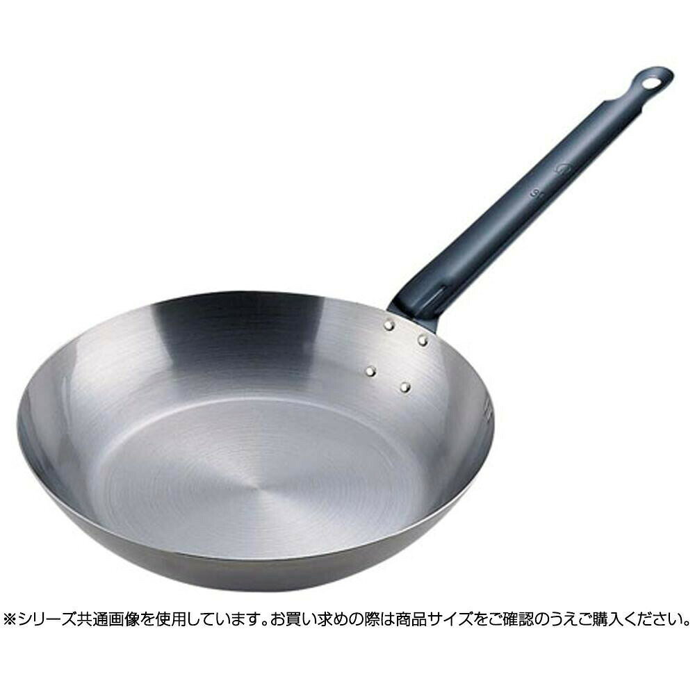 IH対応フライパン。IH対応のシンプルなフライパンです。サイズ内径280×深さ51mm、底径195mm個装サイズ：30.0×45.0×8.0cm重量1.13kg個装重量：1450g仕様IH対応板厚:1.6mm生産国日本IH対応フライパン。I...