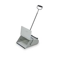 取ったゴミが散乱するのを防ぐ蓋付。取ったゴミが散乱するのを防ぐフタ付きのチリトリ。床に立てることが出来るので、収納時も便利です。底に取っ手が付いているので、ゴミ捨ても簡単!サイズ使用時:W29.5×D33.5×H69cm、収納時:W29.5...