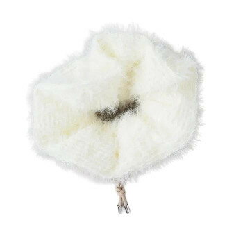 見たまま綺麗な進化系シュシュ「シュシュット」シュシュの可愛さそのまま、ヘアアレンジをしっかりキープ!内側のヘアゴムパーツで簡単に髪を結べて、崩れにくい。落ち着きのあるカラーで上品な雰囲気に!肌触りの良いモヘア素材が大人かわいい。ポニーテール...