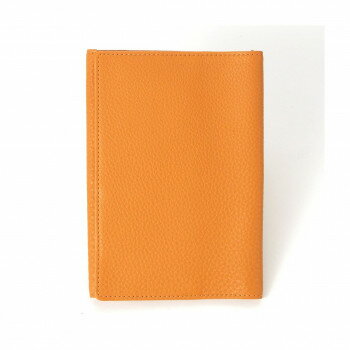 おすすめお気に入りのアクセサリーを身につける、そんな気持ち良さを与えてくれる癒しの文庫本用ブックカバー。柔らかな手触りと優しい色合いが魅力のシルフの牛革です。しなやかに本に沿い、爪傷もつきにくくなっているので安心です。内側に少し大きめのポケ...