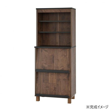 リビングにちょうど良いサイズリビングにちょうど良いサイズのクールなキャビネットです。お洒落なブルックリンスタイルになっております。扉内は雑誌や書籍の収納に便利です。※こちらの商品は組立式となっております。※必要工具はプラスドライバー、ゴムハ...