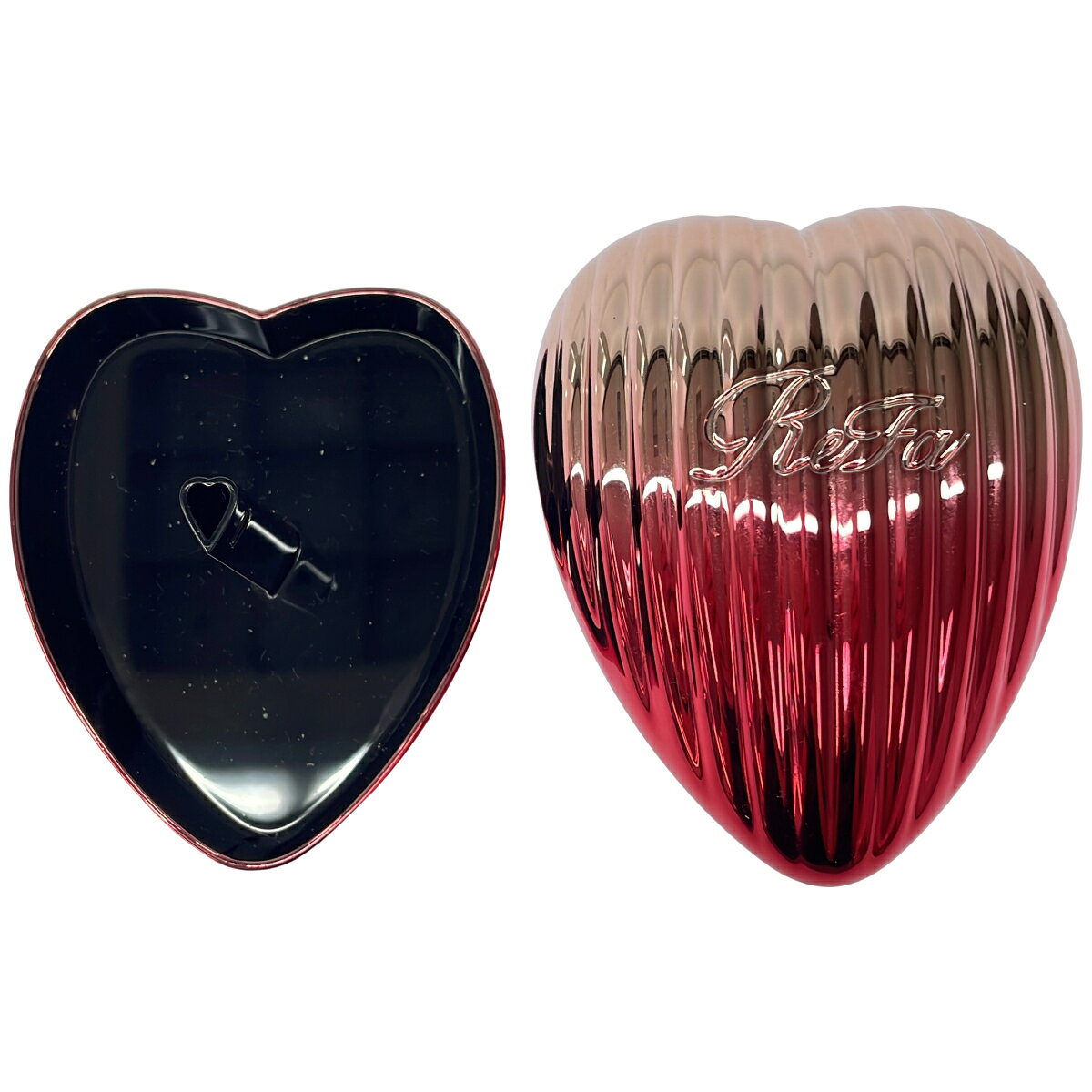 ■リファハートブラシ レイ/ReFa HEART BRUSH RAY (グラデーションピンク) 状態ランク： 中古 当店の商品は、他の方からお譲りいただいたものですが、外箱や保管状態をしっかりとチェックしております。 ・ 製造年月日は商品に...