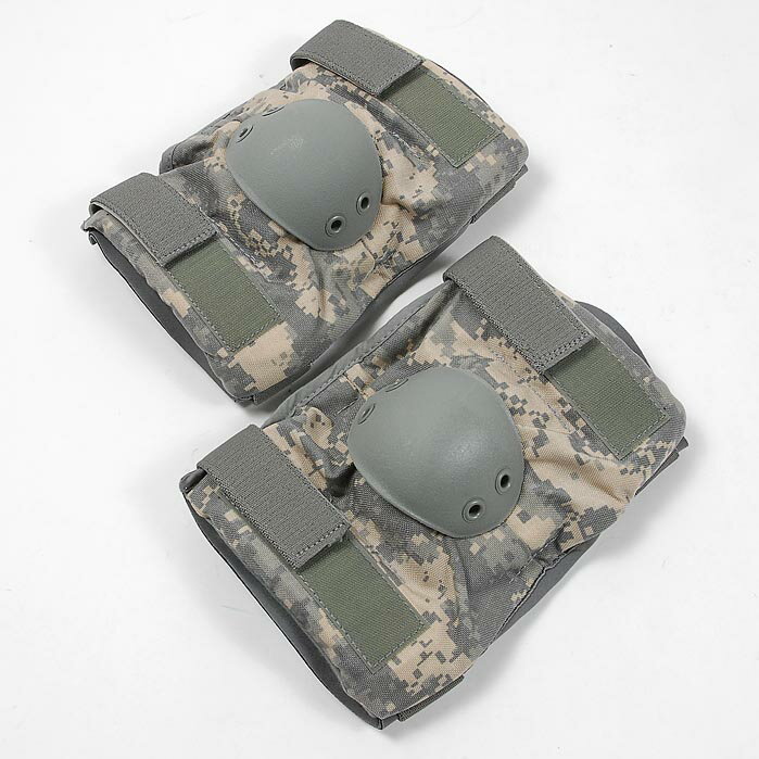US．ACU．エルボーパッド（新品）1ペア /mab アメリカ軍本物肘パッド 画像で見える様に輪になった部分に腕に通して ベルクロで締めて固定すれば簡単に装着出来ます 強化プラスチックが使われていますので しっかりガードしてくれると思います...
