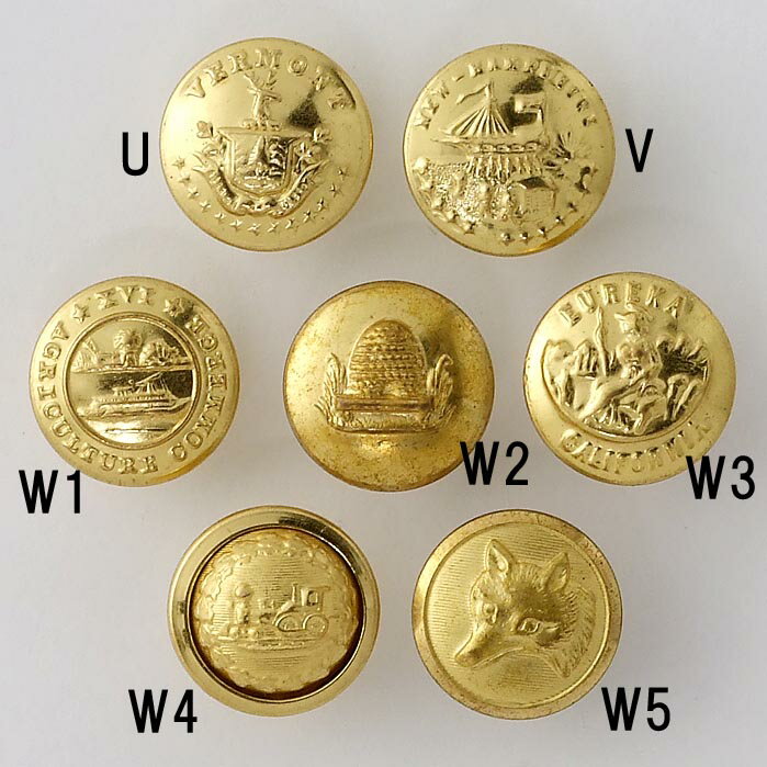 US．クラブ、ピンズ(新品）/ob ミリタリー、ポリス、学校、スポーツなど 色々なクラブのピンズ サイズは平均的な物で　直径1．25cm ジャケットの襟などに刺してゴムの裏留めで 留めます 1個単位で販売します コレクターアイテム最低購入価...