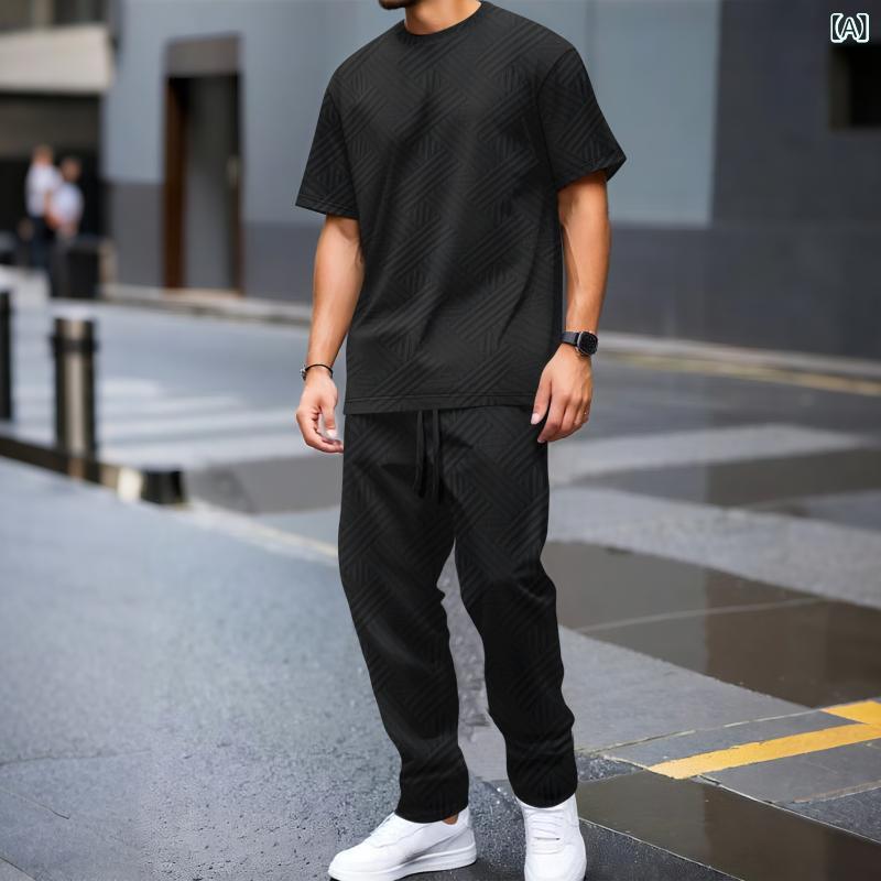 ・スタイル: 軽熟カジュアル・厚さ: 普通・パンツ丈: 長パンツ・トップス: Tシャツ・袖丈: 半袖・主な素材: ポリエステル・シーン: カジュアル・カテゴリ: メンズカジュアルセットアップ・カラー展開: ブラック、グレー、カーキ、スカイブ...