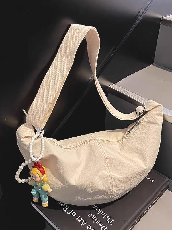 ・カラー展開: ブラック, オフホワイト, イエロー, ワインレッド, ピンク, ブルー, グリーン, ブラック+少女柄, オフホワイト+少女柄, イエロー+少女柄, ワインレッド+少女柄, ピンク+少女柄, ブルー+少女柄, グリーン+少...